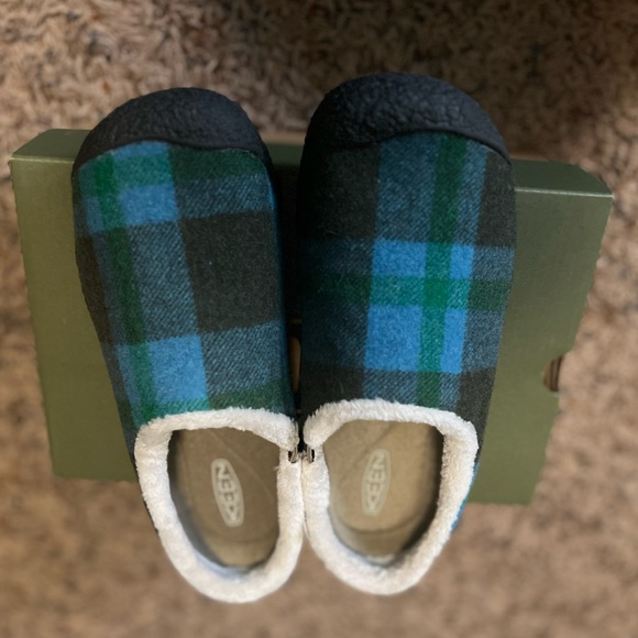 Keen | Shoes | Keen Wool Slip On Clogs Howser Slide Plaid Outdoor ...